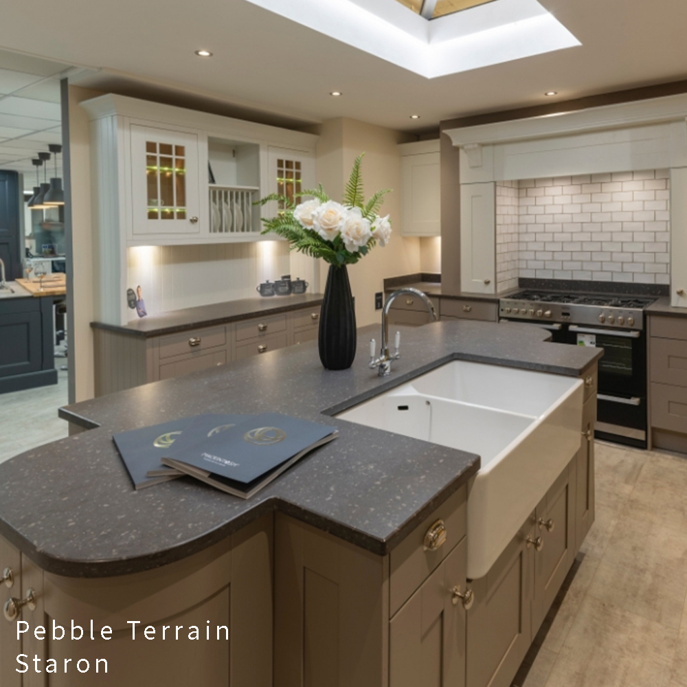 Countertop materials for sale. Quartz, sintered stone